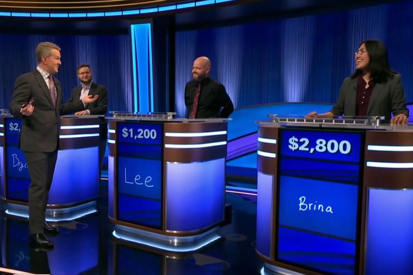 Jeopardy! contestant finally makes it on the show after 20 years of ...