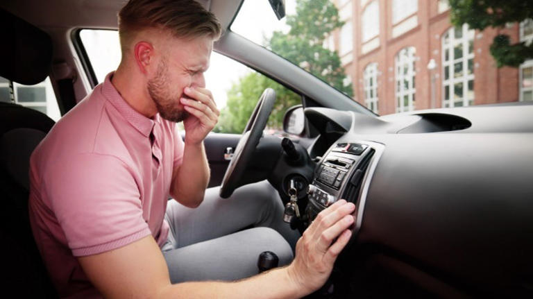 If Your Car AC Smells Like Vinegar, This Is Probably Why