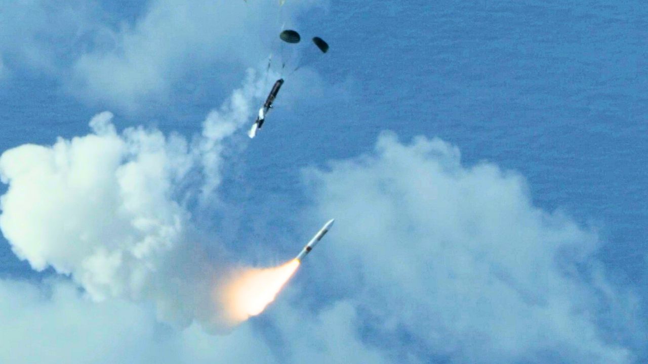 United States shoot down hypersonic missile in show of force
