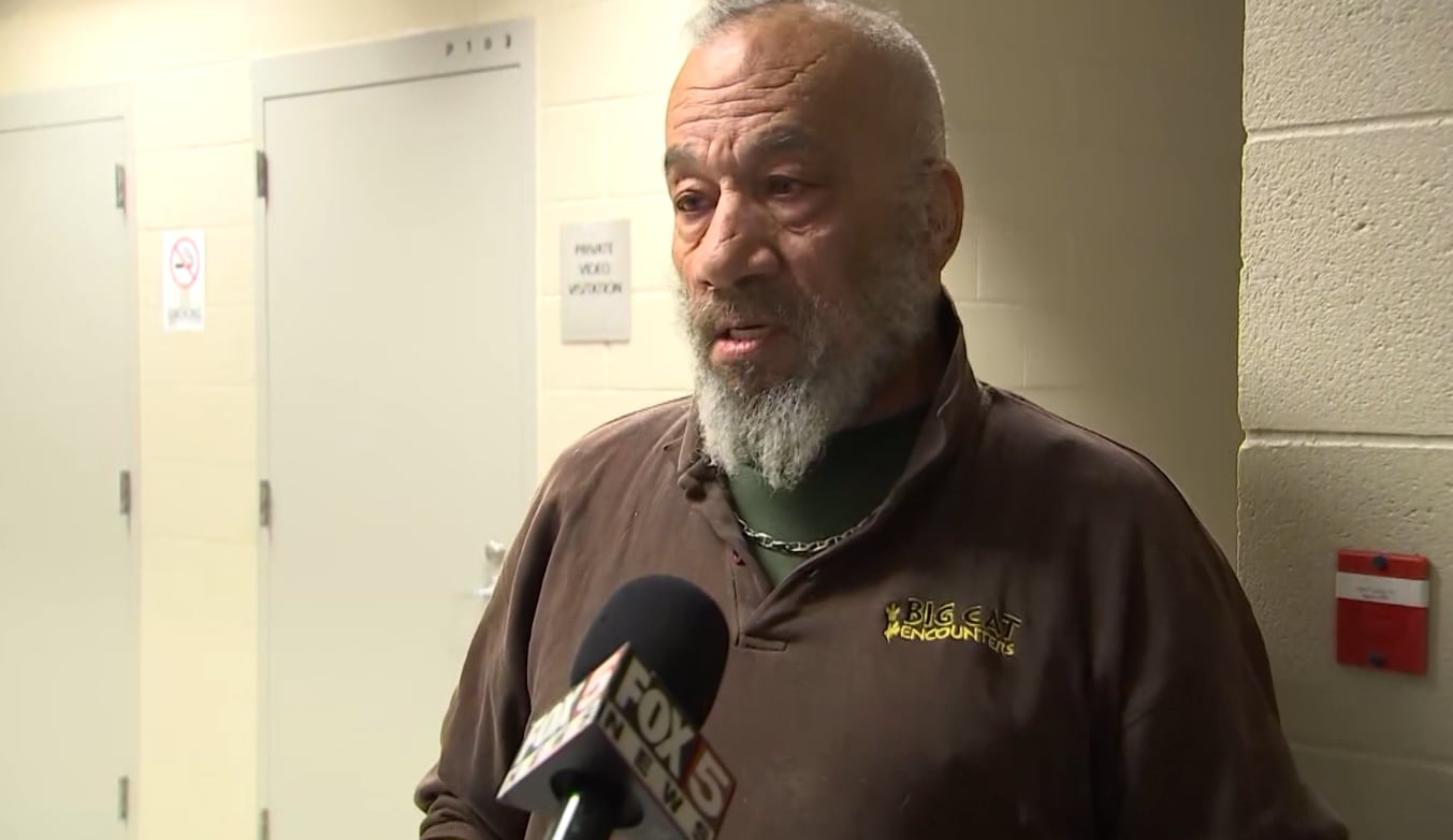 Pahrump landlord said tiger owner was evicted, refused to leave property