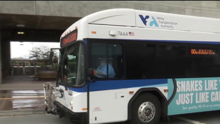VTA restores light rail green line service