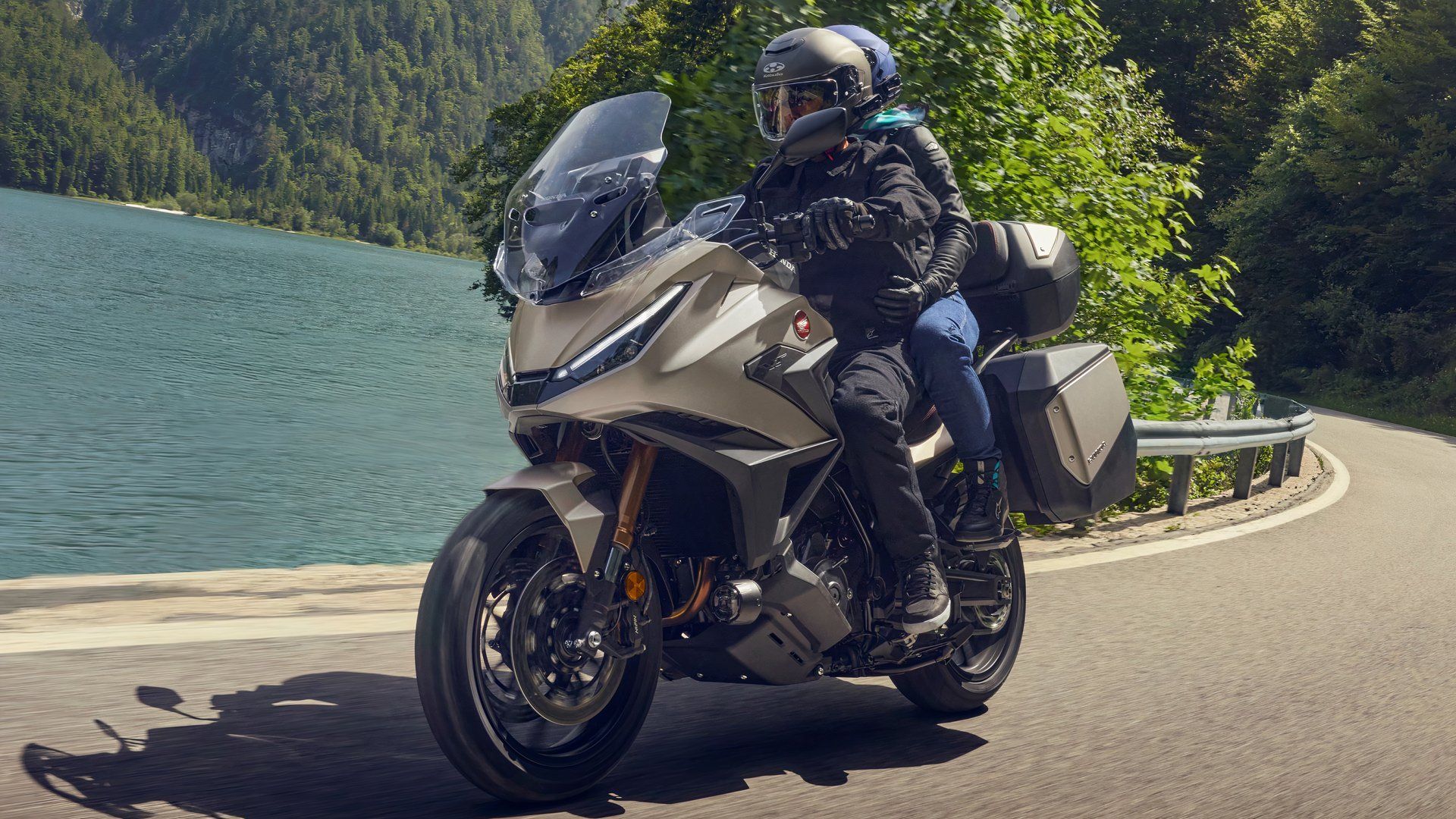 10 Alternatives To The Cheapest BMW Touring Motorcycle