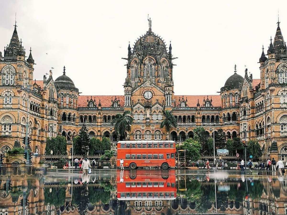 The Fascinating Story Behind How Mumbai Got Its Name