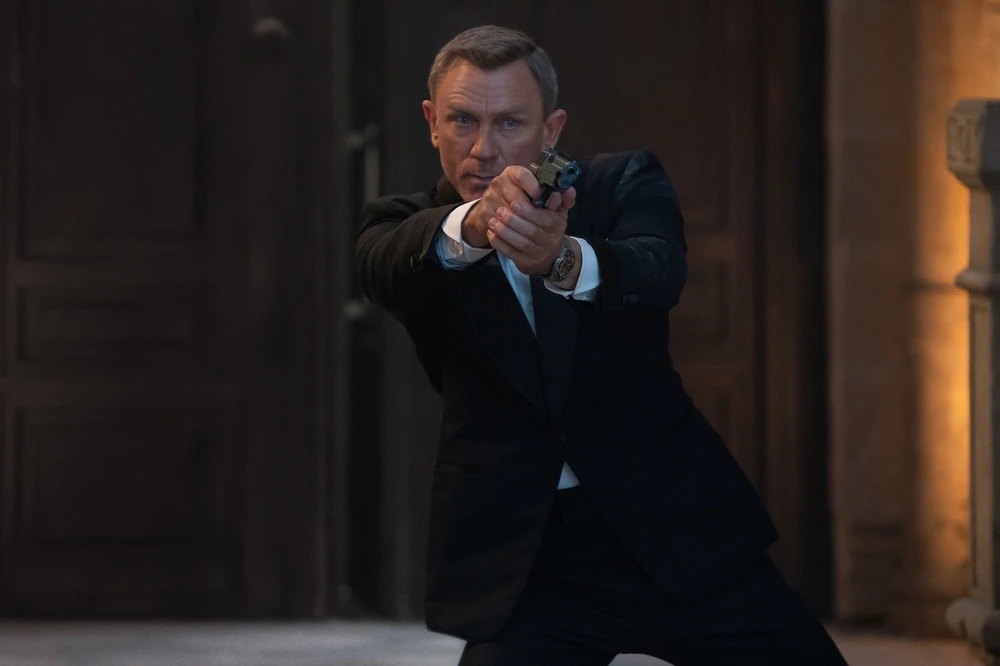 James Bond: Amazon promette uno sguardo "nuovo e fresco" sull'agente ...