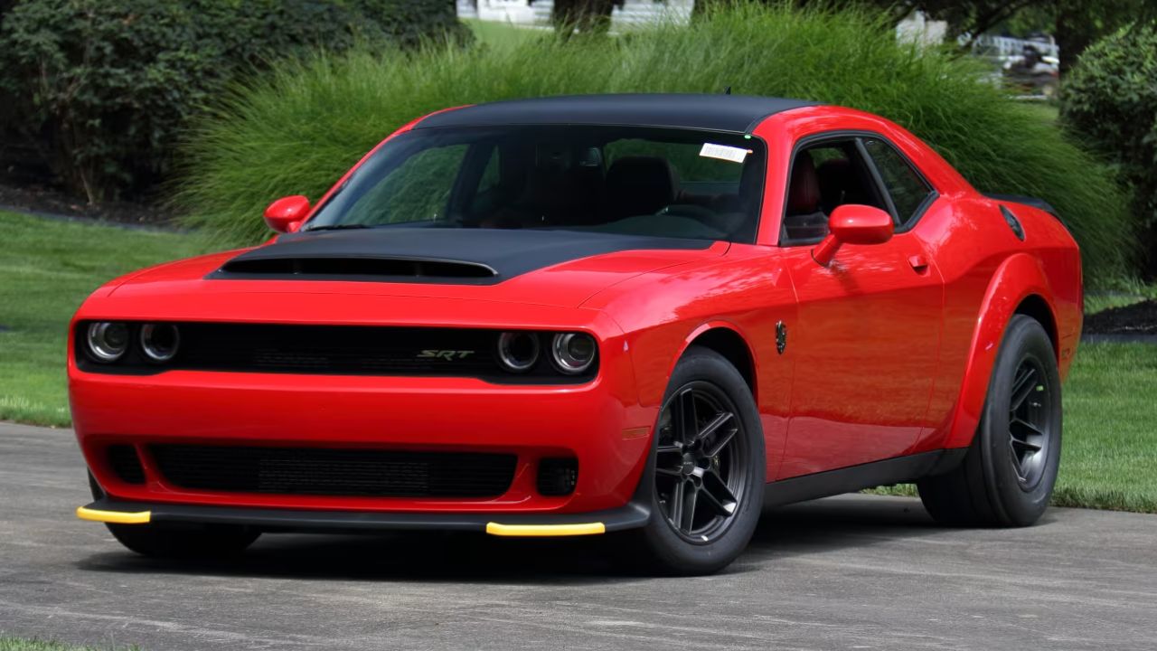 10 fastest factory muscle cars of all time