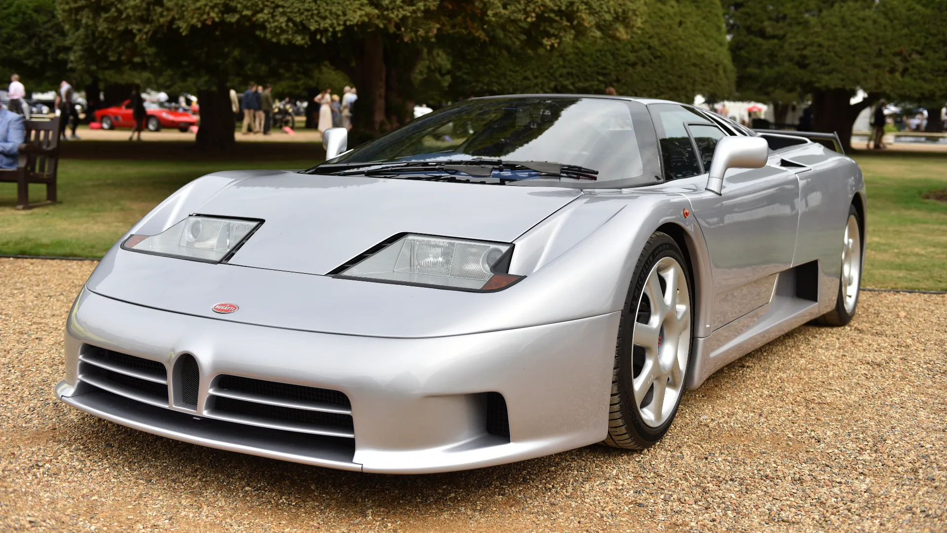 The Best First Class Perks Aboard Emirates Airlines