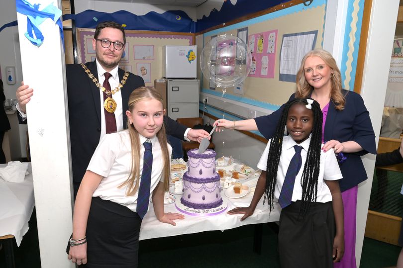 Pupils at Berryhill Primary in Craigneuk celebrate school's 150th ...