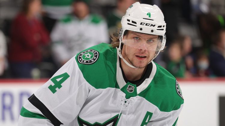 Dallas Stars Injury Report: NHL insider shares insights on star D-man's ...
