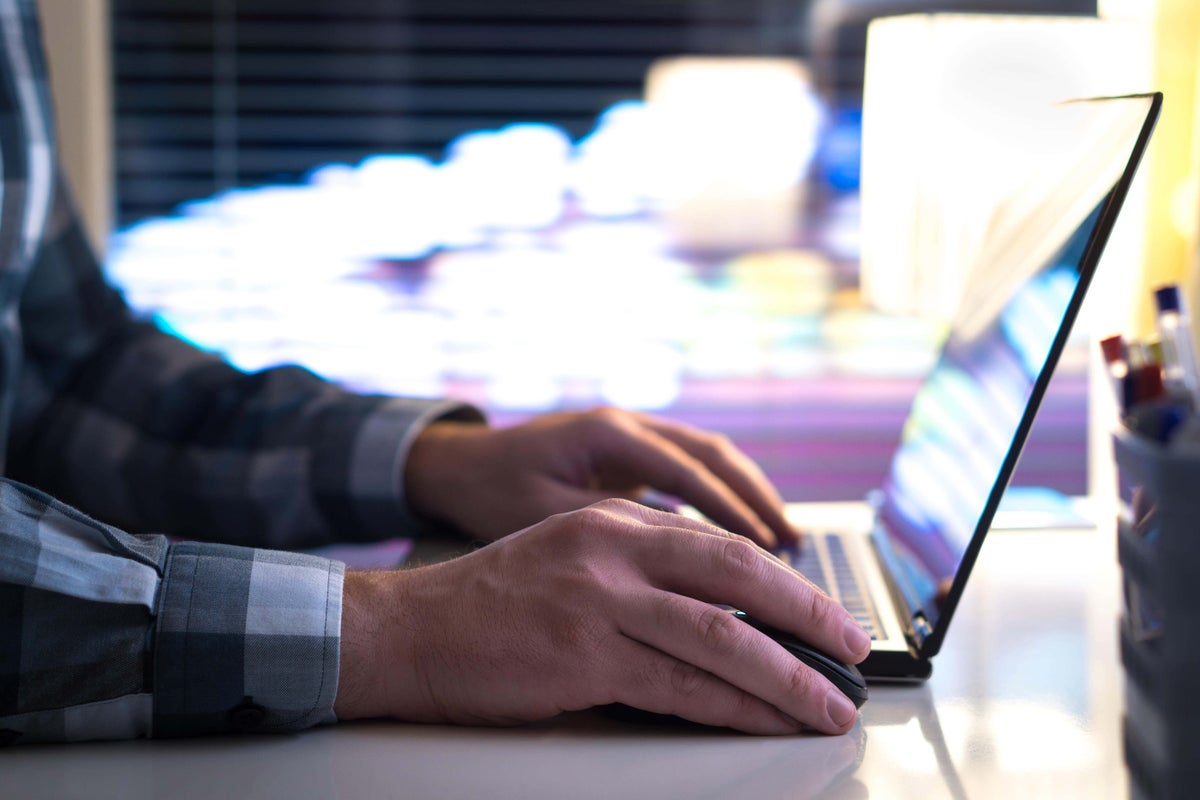 UK bans fake reviews and ‘sneaky’ hidden fees to protect online ...