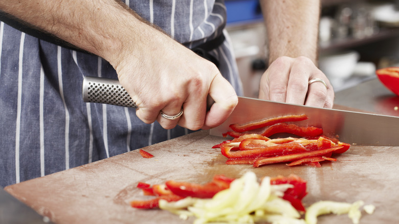 14 Kitchen Knife Hacks You Need To Master
