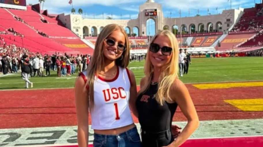 Lane Kiffin post photo from famous USC firing spot with daughter Landry ...