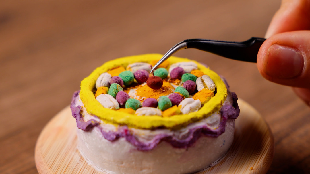 Crafting Chalk Cakes, Tiny Delights