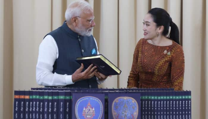 PM Modi Presented With 80-Volume World Tipitaka Phonetic Recitation By ...