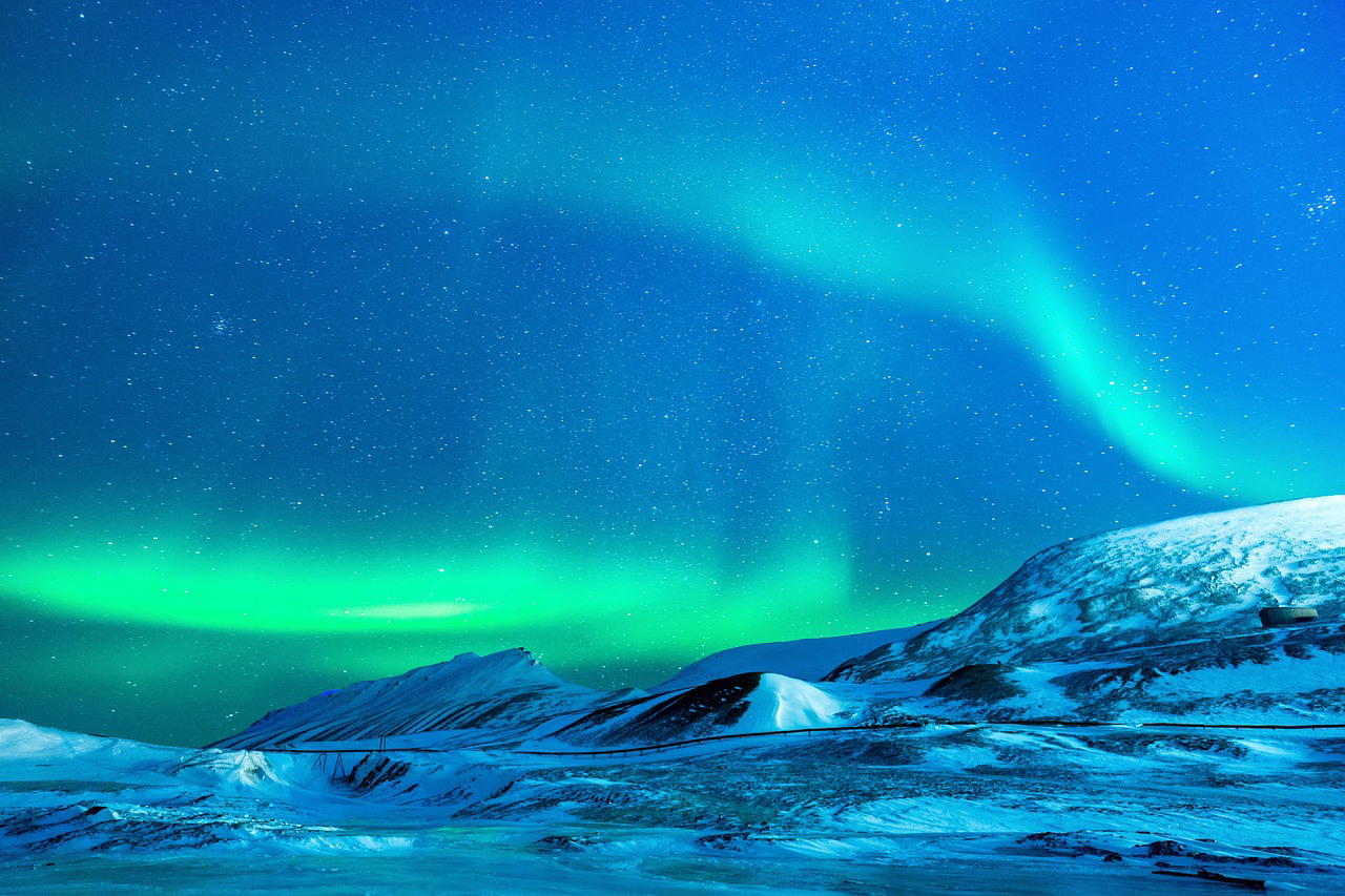 A Glowing Waterspout Was Caught on Camera at Midnight A Glowing Waterspout Was Caught on Camera at Midnight