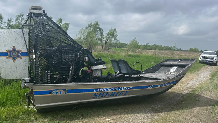 Bodies recovered after plane crash near Raceland, officials say