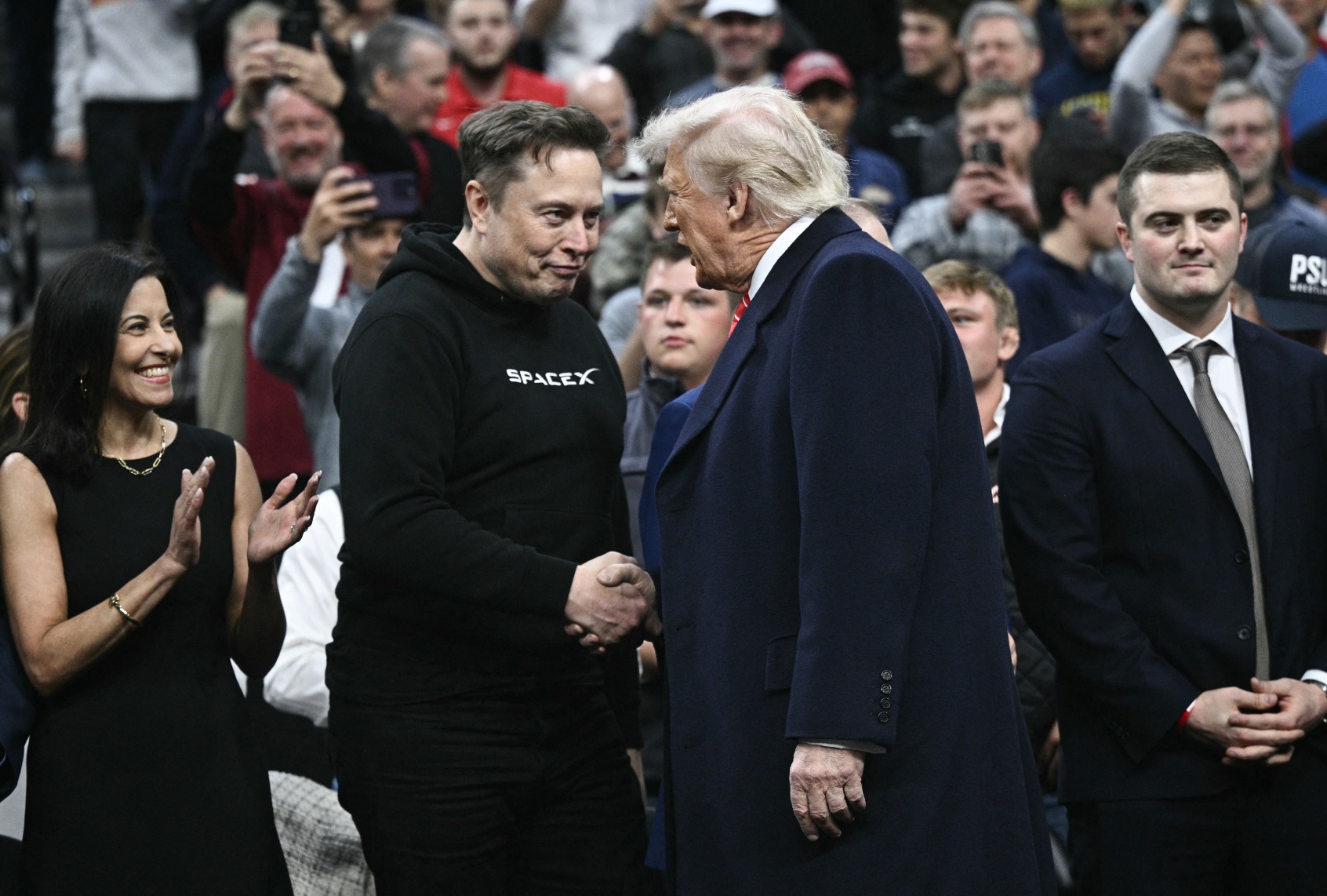 Corruption hunters say Trump's USAID cuts just made organized crime ...