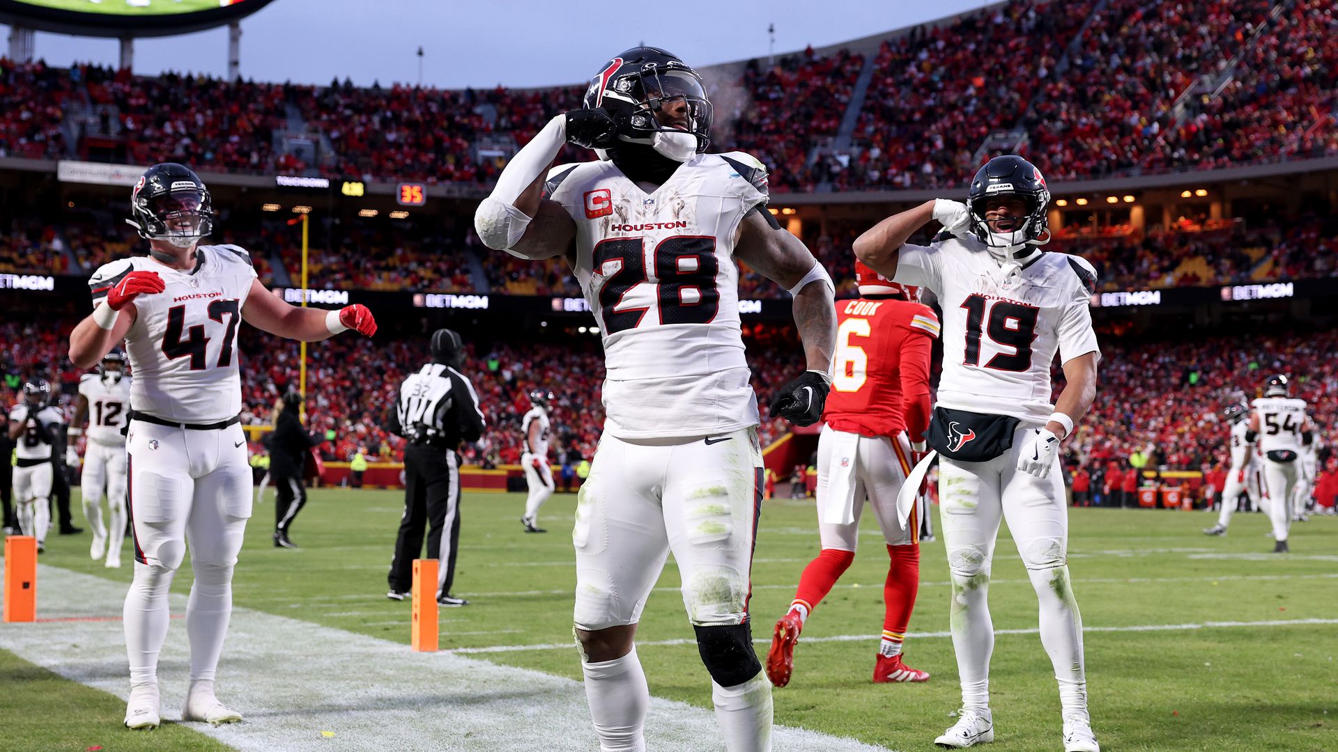 Battle Red Blog Groupthink: Non-Offensive Line Draft Needs