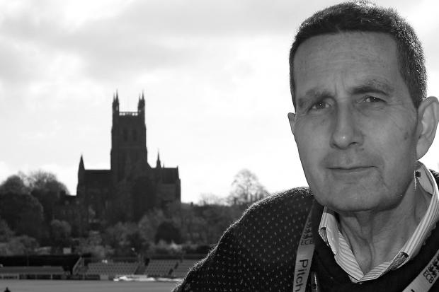 Tributes paid to 'devoted' journalist and Worcestershire supporter