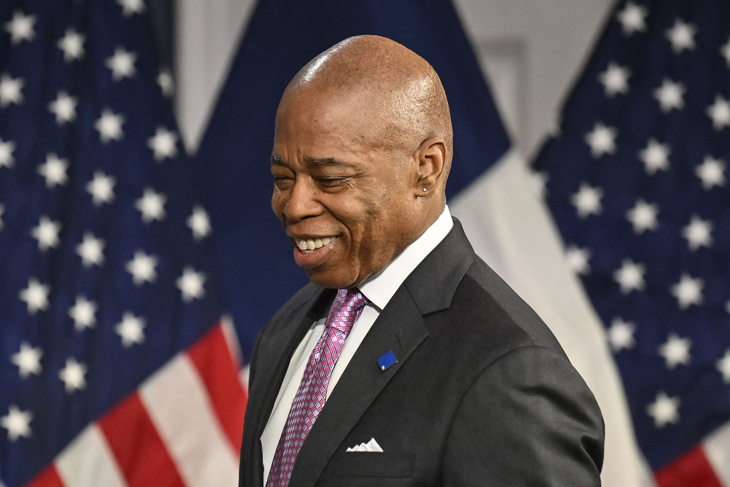 Maddow Blog | Thursday’s Campaign Round-Up, 4.3.25: New York City’s Eric Adams switches parties