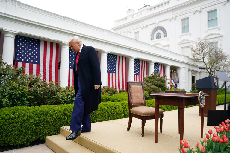 Fear of fallout from Trump tariff plan puts some Republicans in tough spot