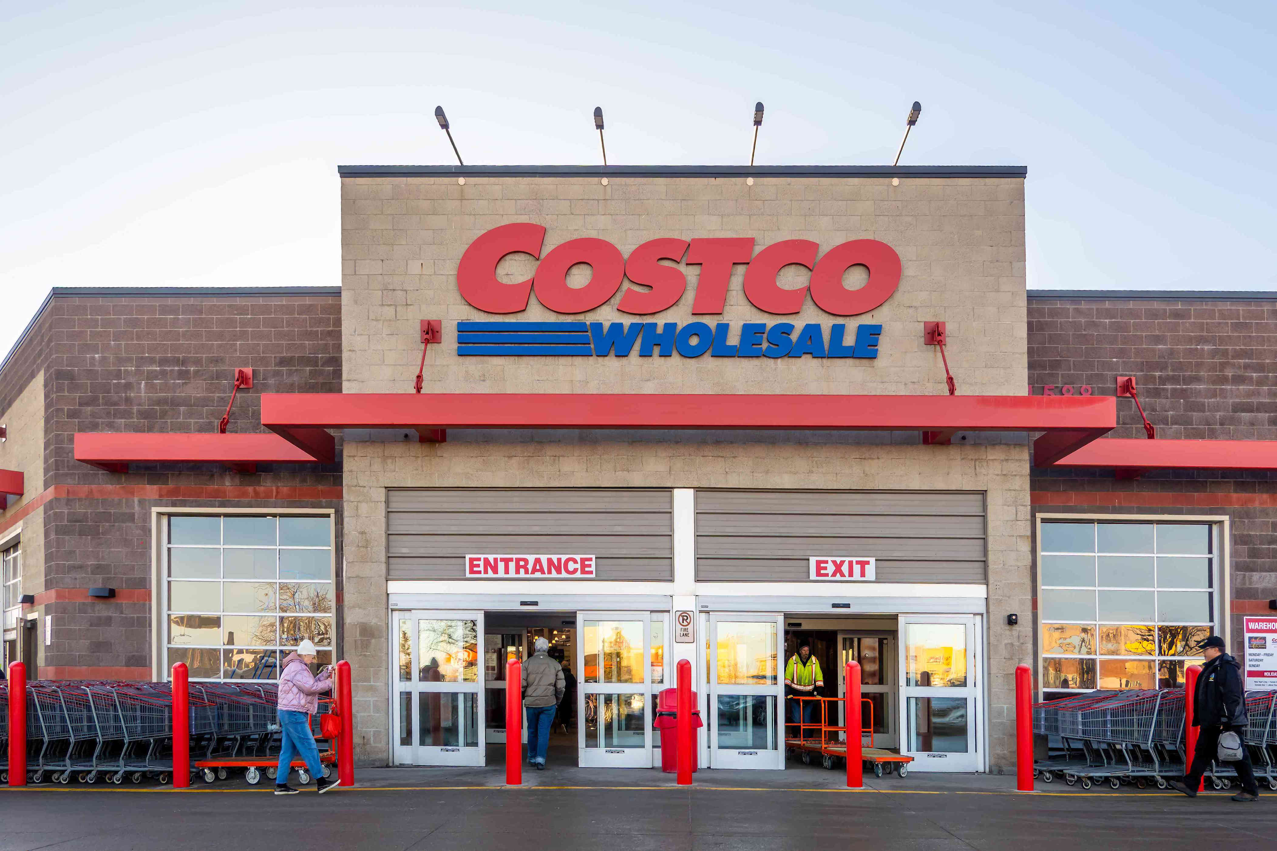 Walmart, Costco Are Consumer Stocks to Consider After Trump Tariffs ...