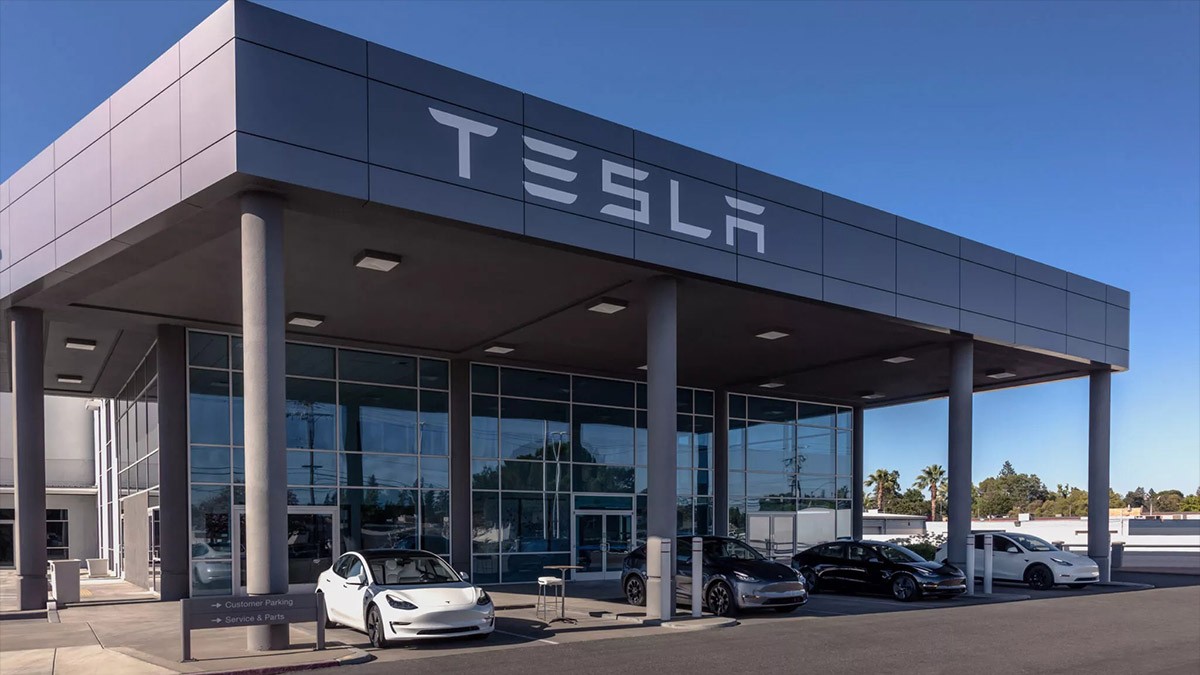 Πάρε κόσμε! – Φθηνά Tesla με κρατικές επιδοτήσεις