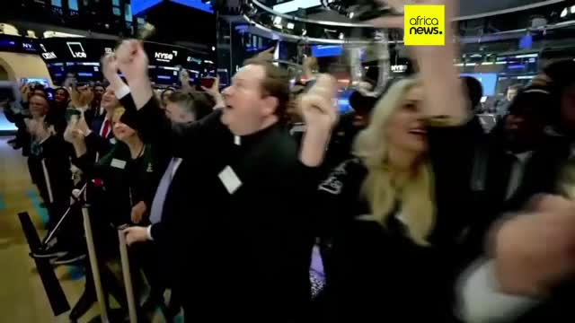 U.S. and global stock markets plunge after new Trump tariffs