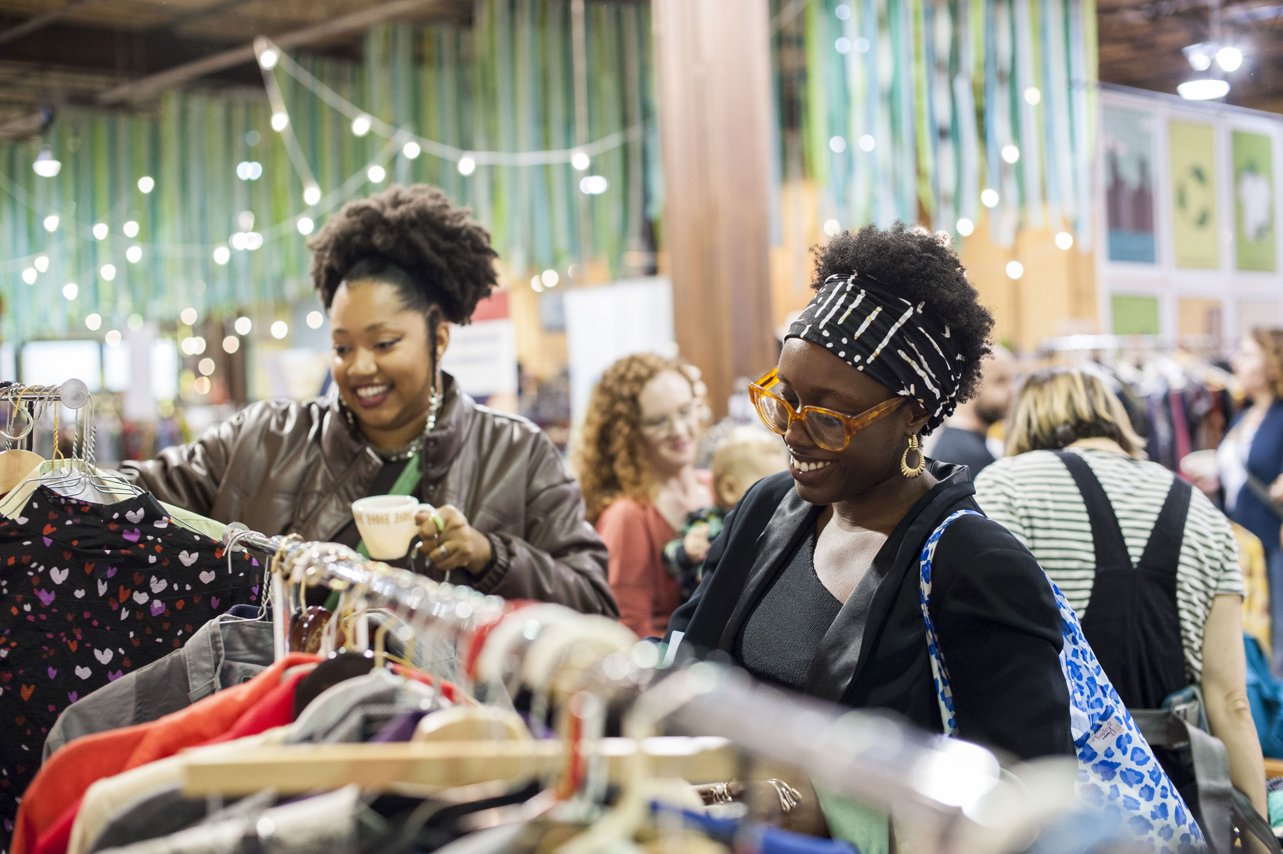 Fast fashion alternative: Chicago's largest clothing swap offers ...