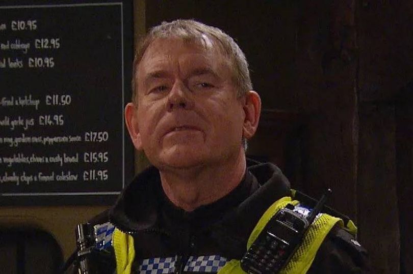 Emmerdale fans 'work out' PC Swirling's secret love child - and they ...