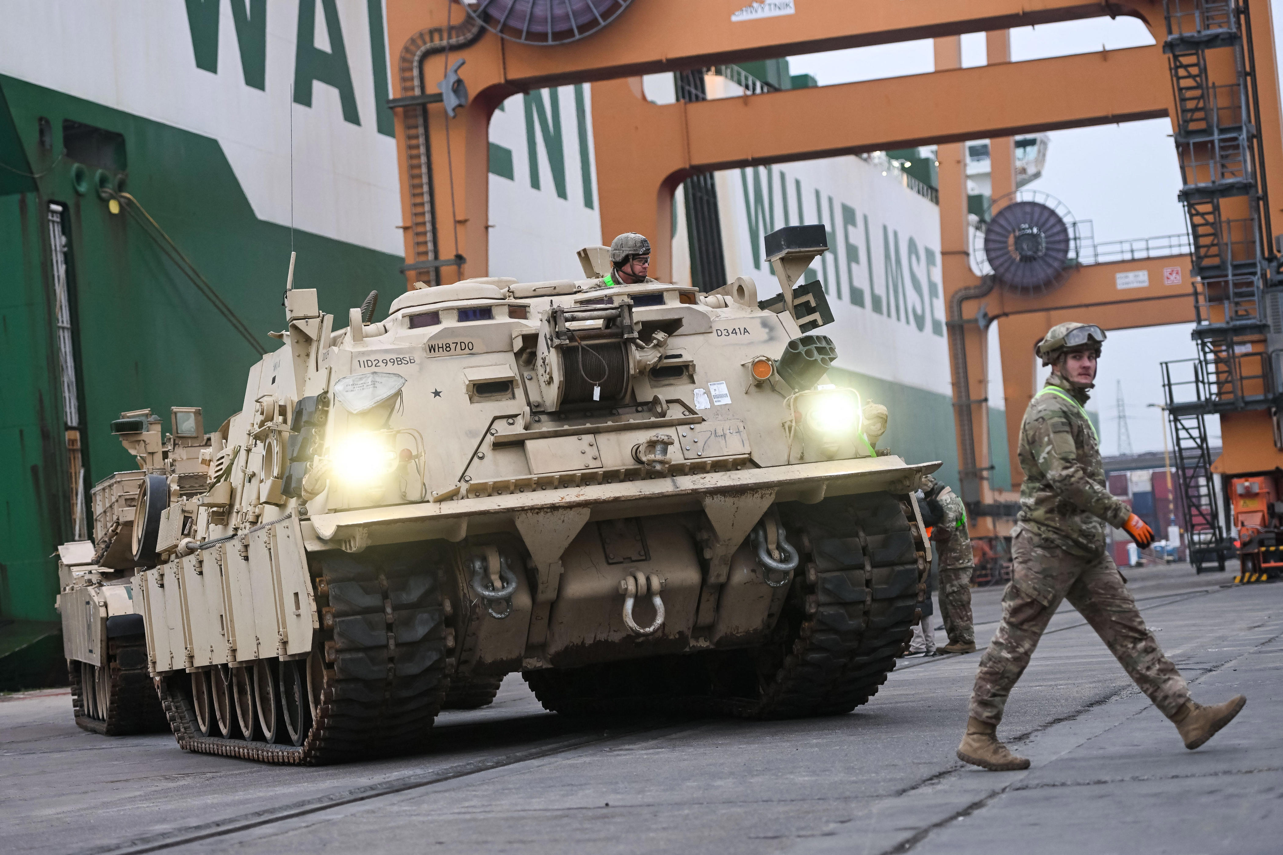 What is the M88A2 Hercules, the heavy US Army vehicle that sank in a ...