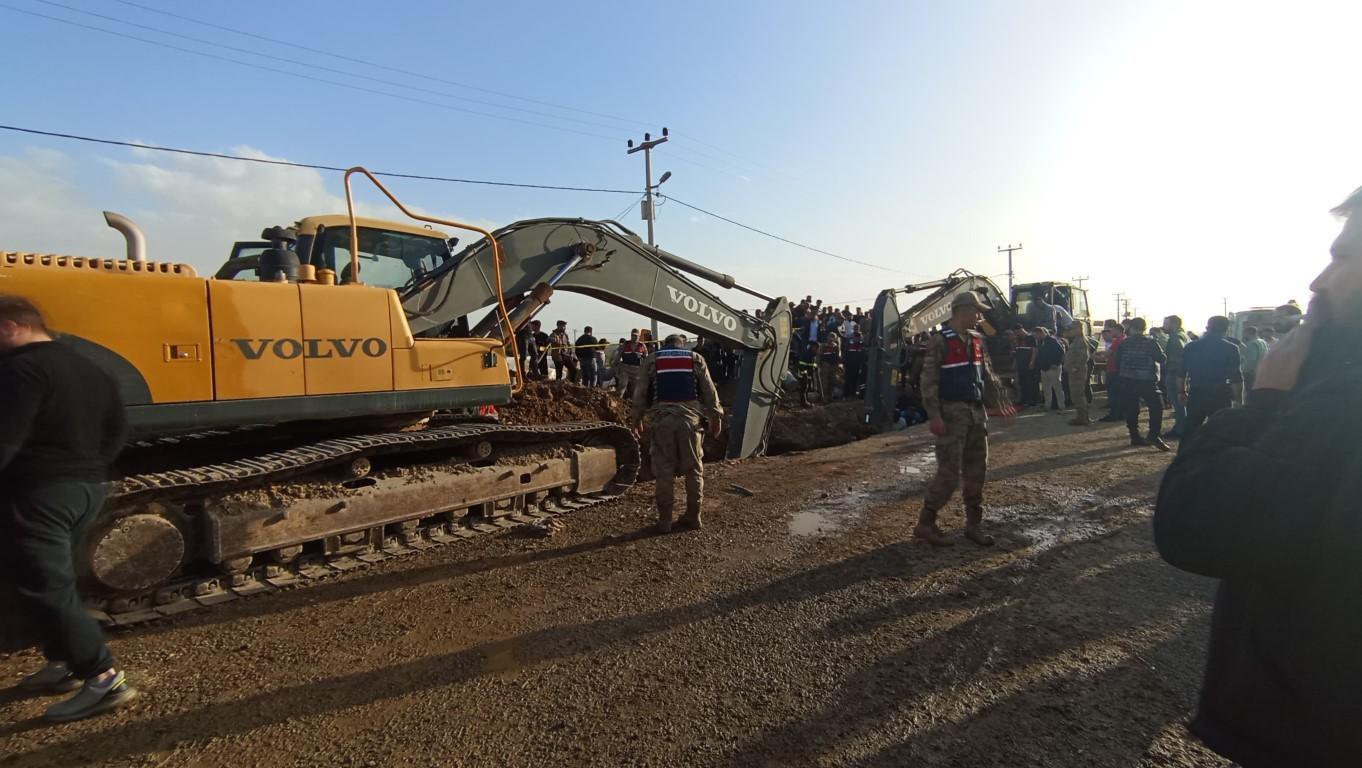 Şanlıurfa'da kanalizasyon çalışmasında göçük! 3 işçi hayatını kaybetti