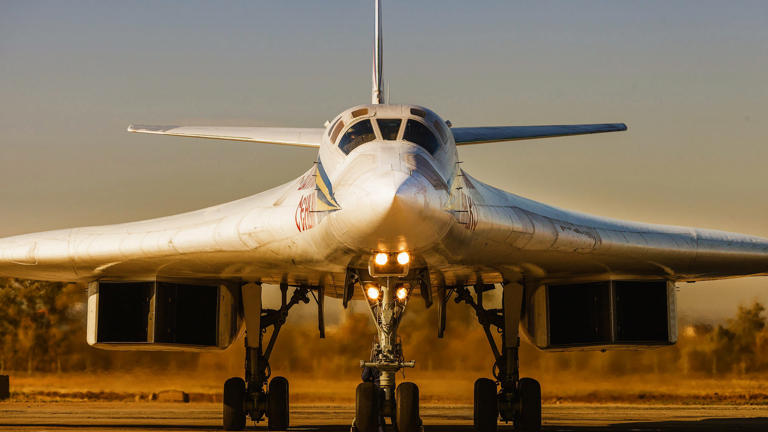 Ukraine’s drones just shut down Moscow’s airports for the third time in ...