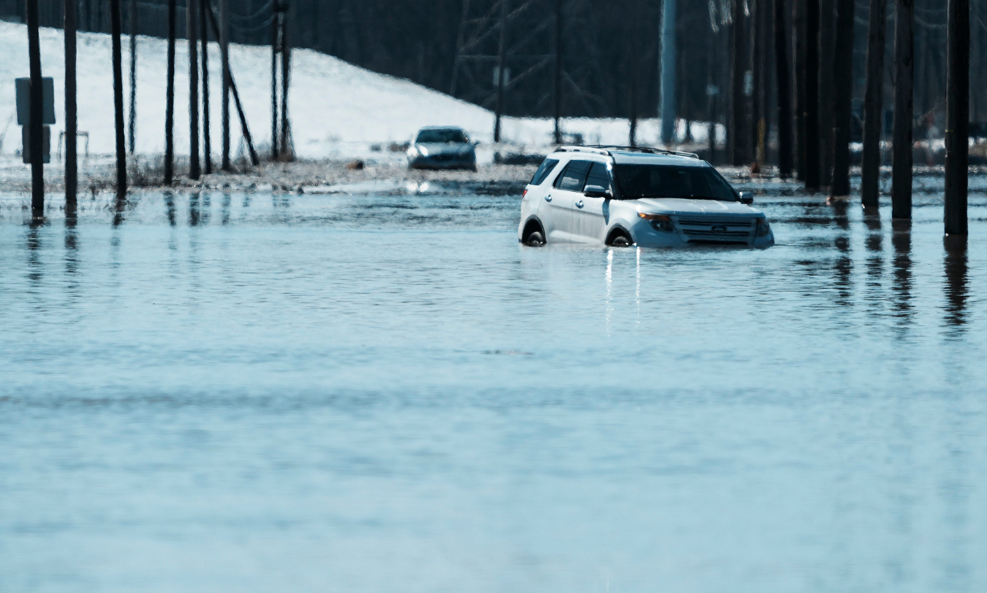 Severe weather is here. Here's how to stay safe while driving out on ...