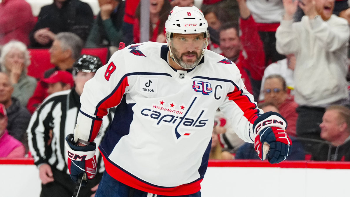 Alex Ovechkin’s Wayne Gretzky chase earns ‘incredible’ Dylan Strome take
