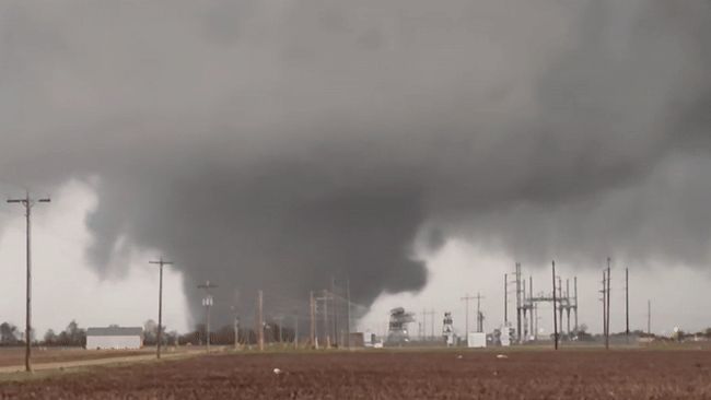'Pray': Monster Tornado Touches Down in Arkansas