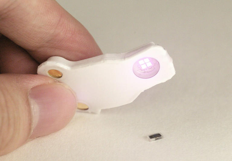 ‘World’s smallest pacemaker’ is implanted with a syringe and dissolves when it’s no longer needed