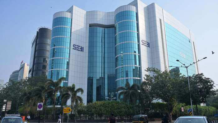 Sebi issues warning letter to IIFL Capital for regulatory non-compliance