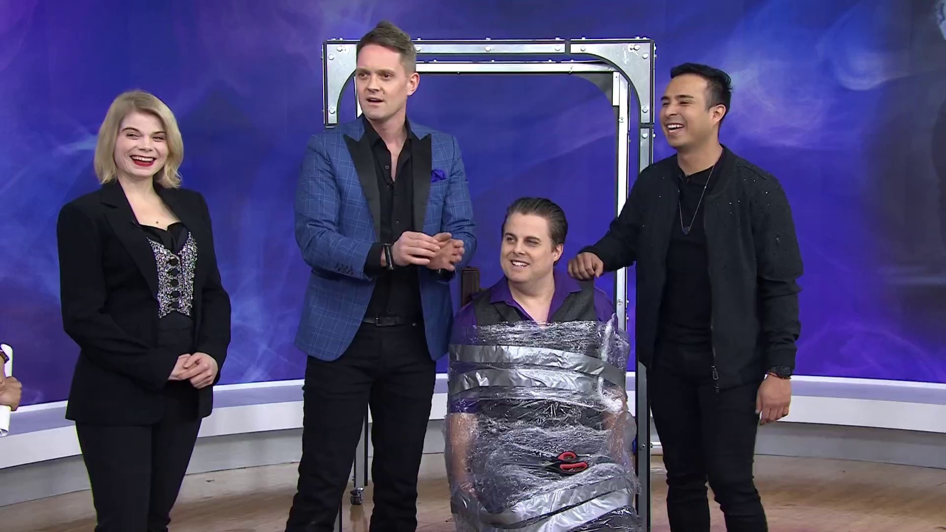 Champions of Magic re-create one of Harry Houdini’s tricks