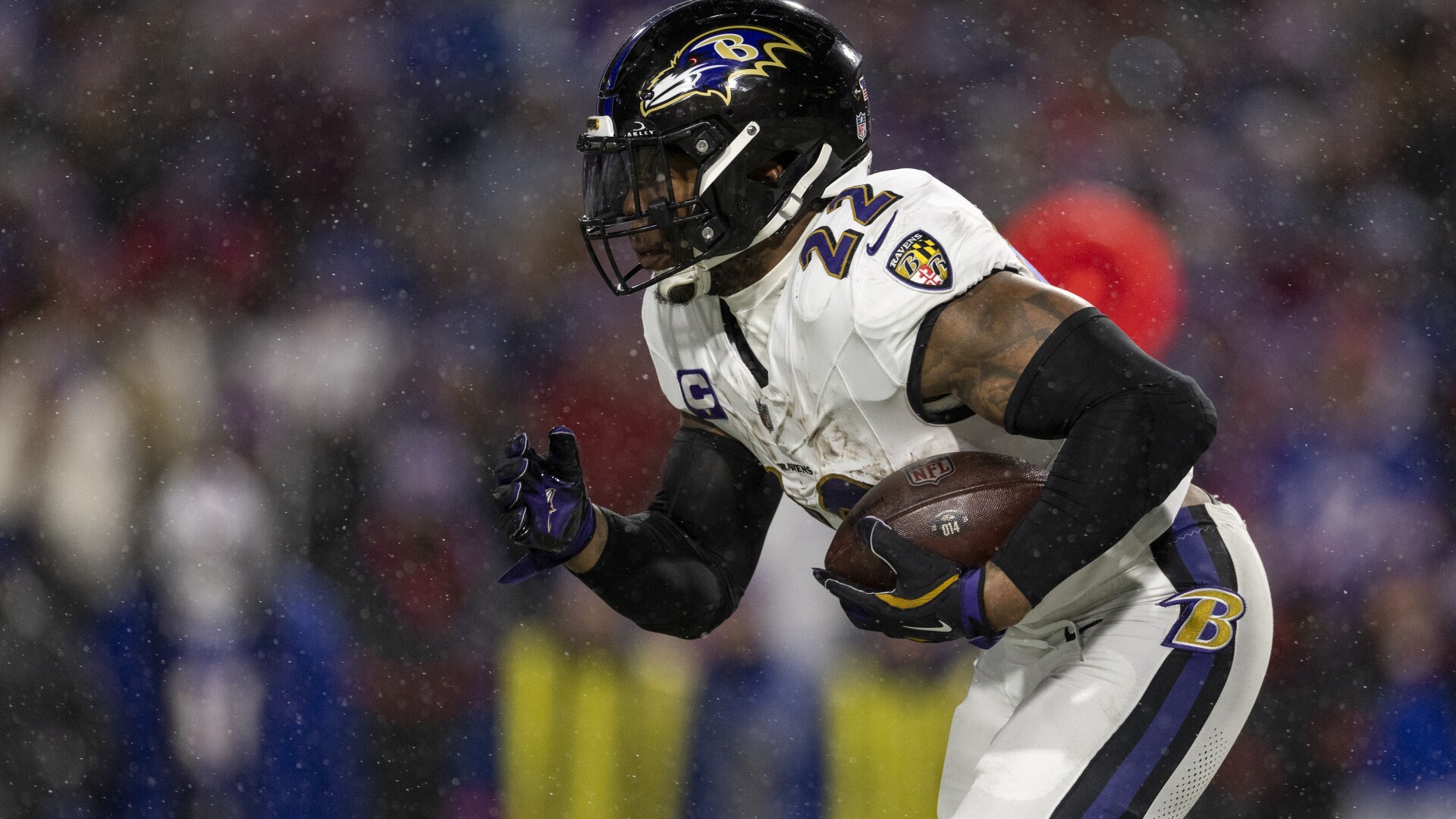 Clock ticks on a new Derrick Henry deal