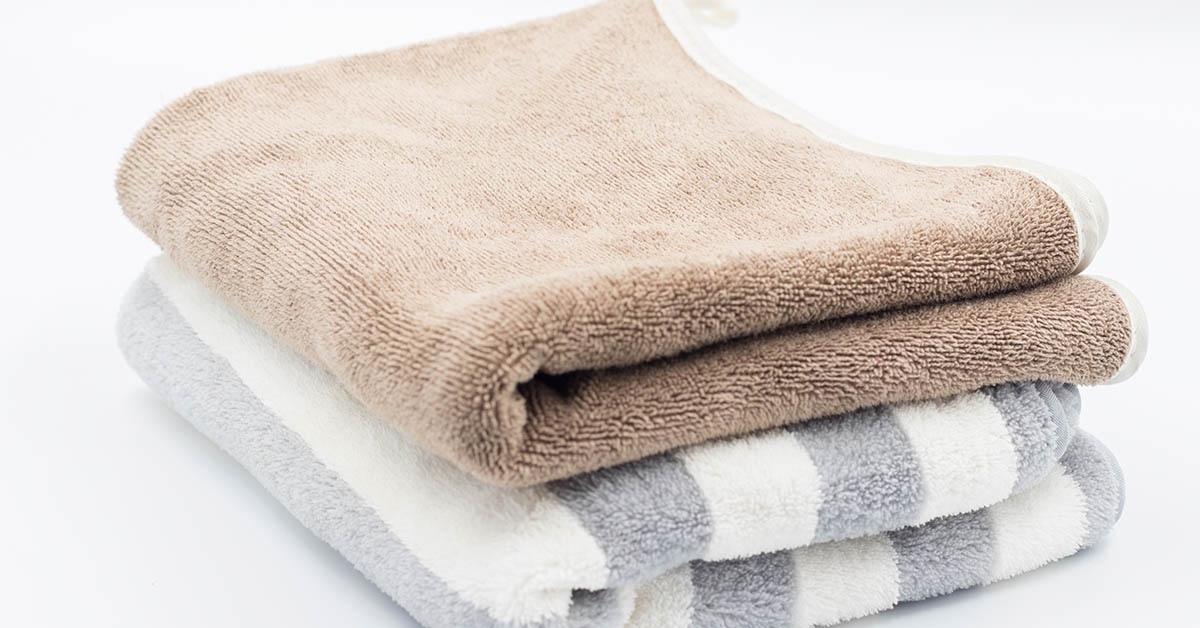 Here's What The Lines On Bath Towels Actually Mean