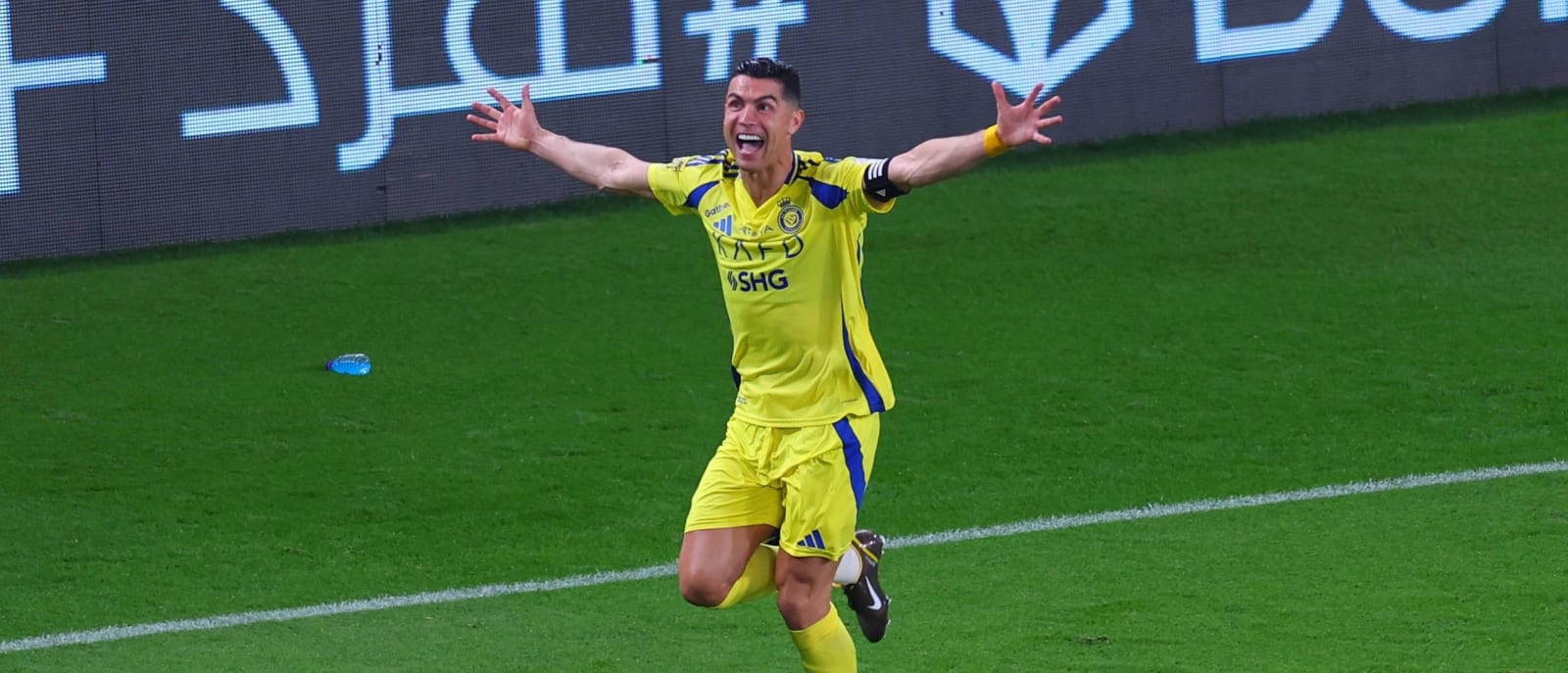 FACT CHECK: Cristiano Ronaldo Statue Is AI Generated