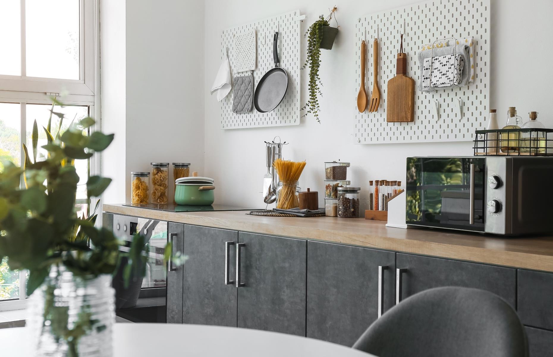21 genius tips for decluttering your kitchen