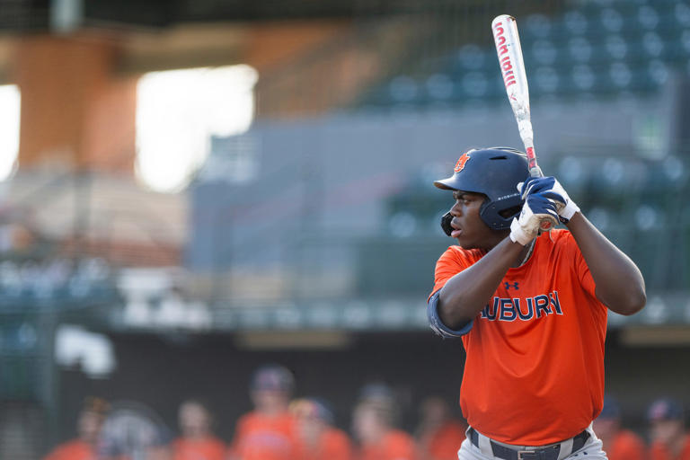 Can Alabama baseball keep Auburn on losing streak in weekend rivalry ...