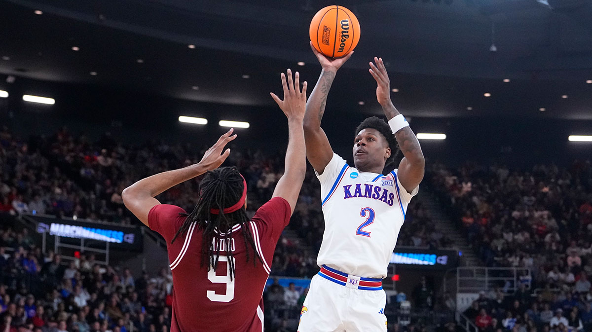 Kansas basketball won’t be mad about losing ex-Wisconsin star bust to ...