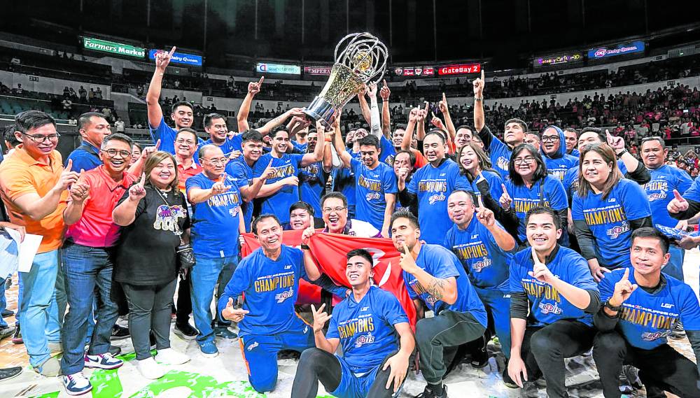 Collision of champs as Bolts, Tropang 5G pursue their bids