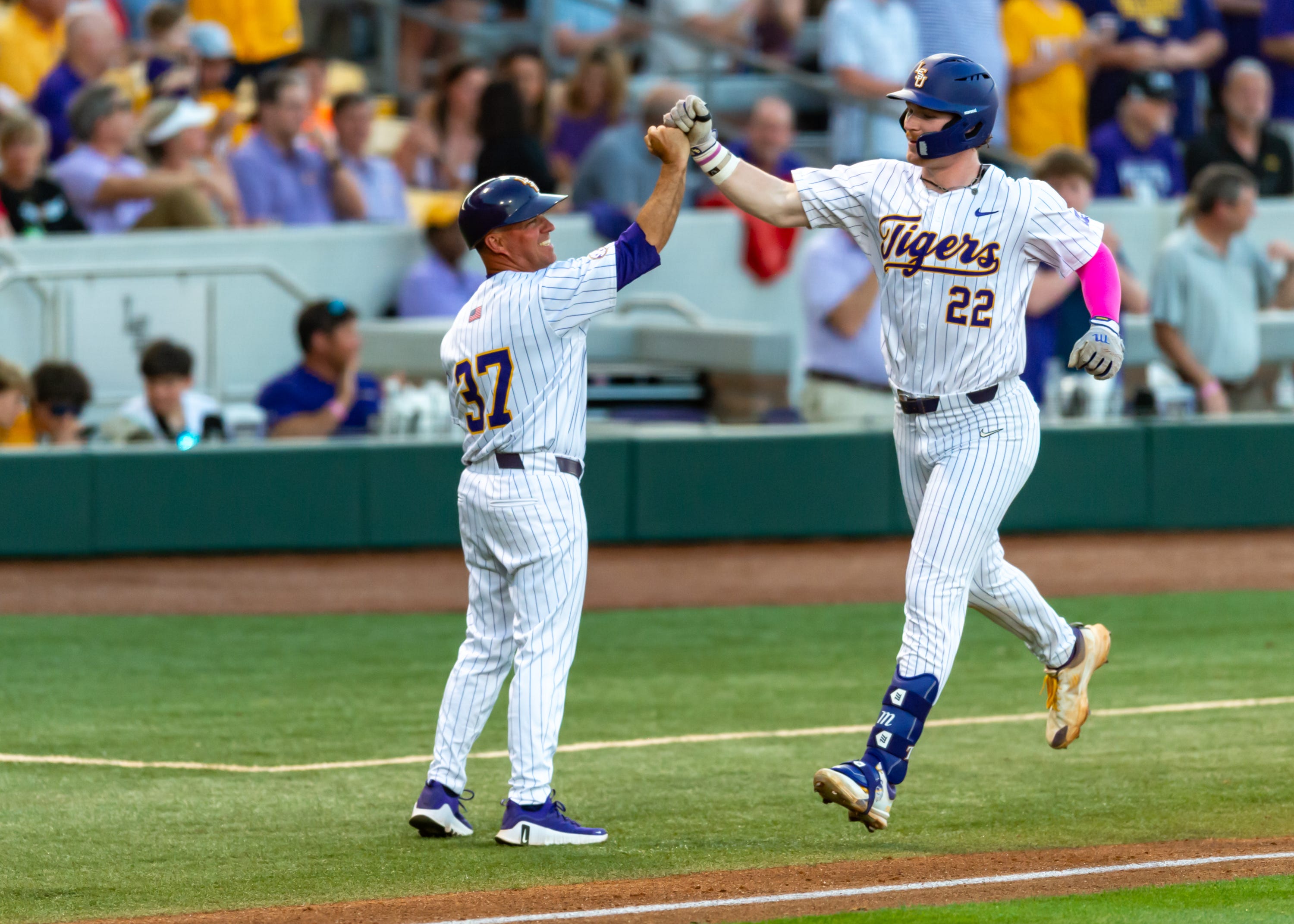 LSU baseball at Oklahoma score today: Kade Anderson's career game leads ...