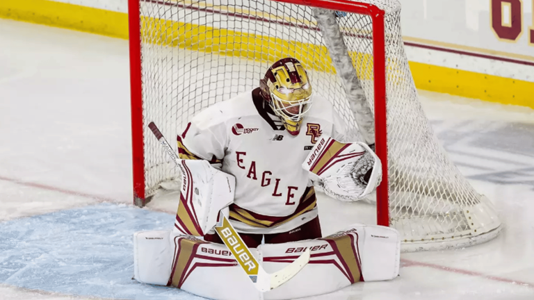 Jacob Fowler signe avec le Canadien