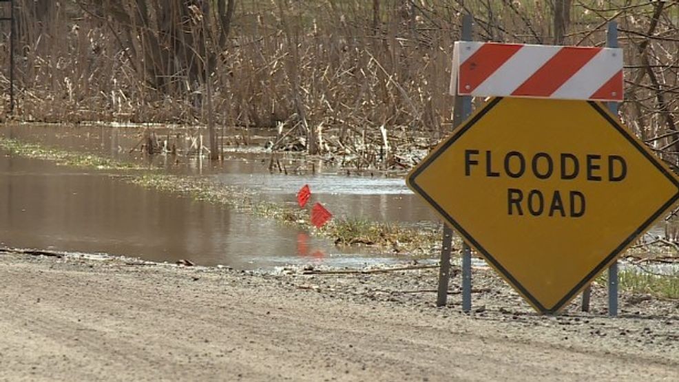 Mid-Michigan braces for flooding