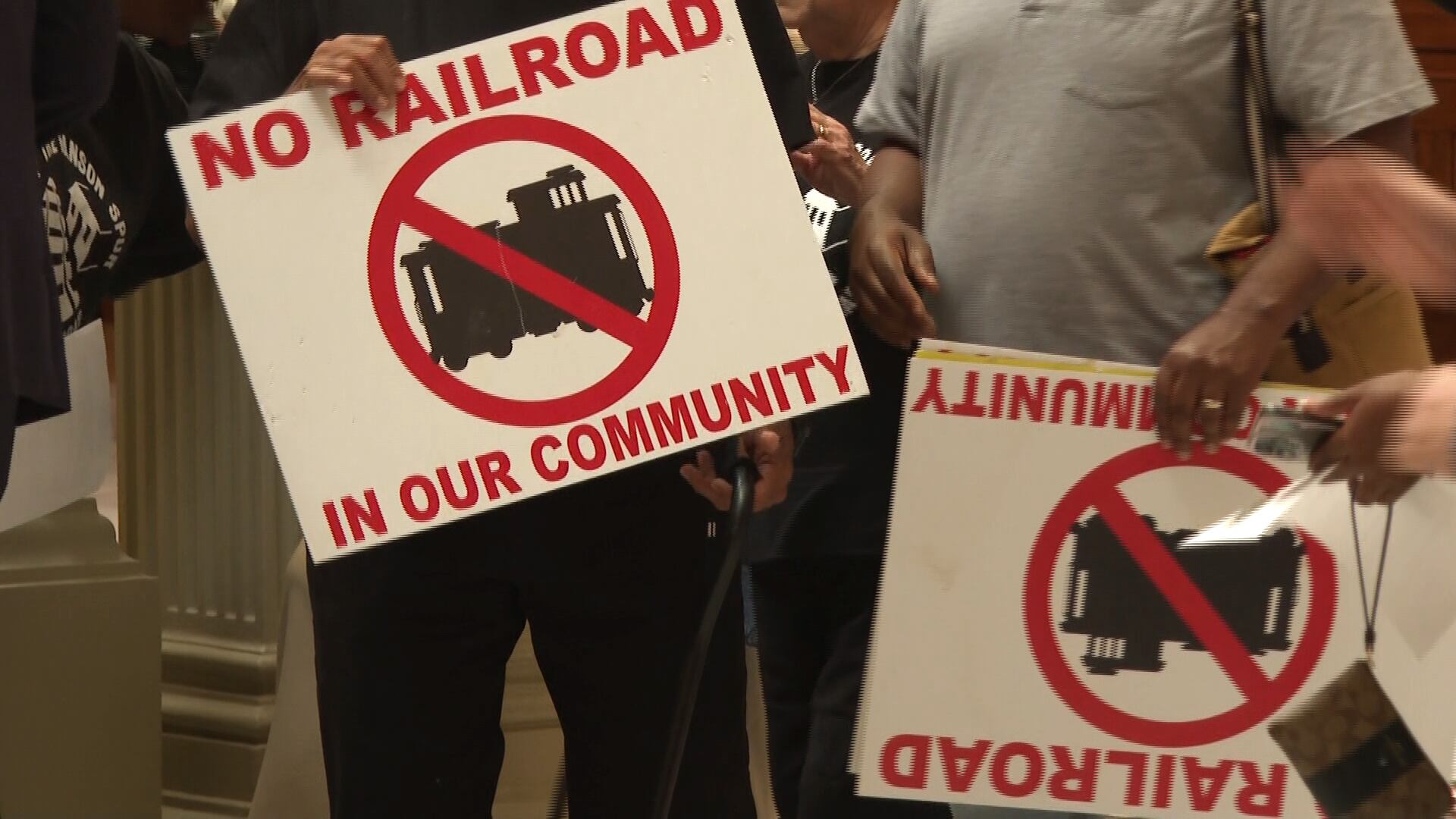 Black lawmakers fight to help Sparta farmers save land from railroad