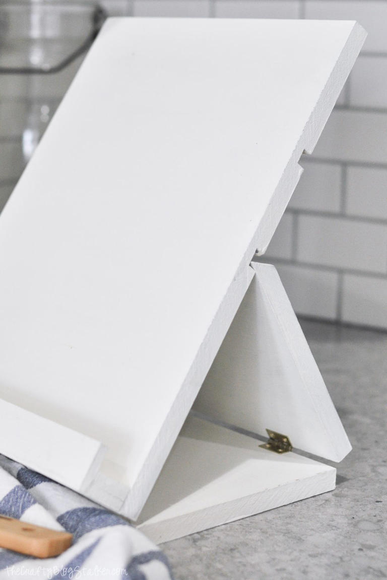 Foldable Recipe Book Stand Free Build Plans